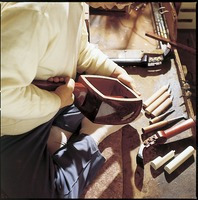 Osaka Shamisen (Japanese three-stringed guitar) | Other crafts | Osaka ...